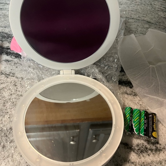 Mary Kay | Other | Mary Kay White Vanity Magnifying Mirror | Poshmark